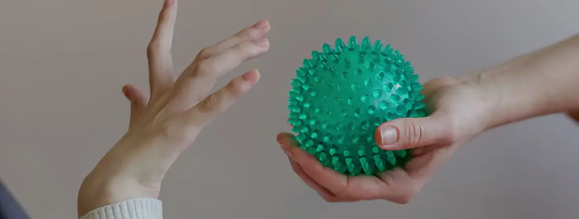 Infant Cerebral Palsy: Symptoms, Diagnosis and Treatment. Clínica ...